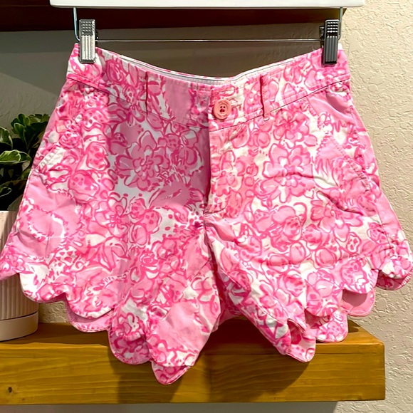 Lilly Pulitzer | Shorts | Lilly Pulitzer Buttercup Short Size | Poshmark